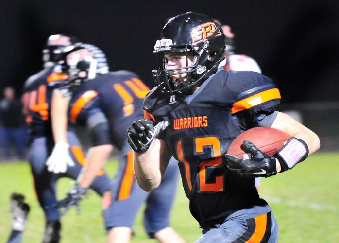 Warriors storm back from early deficit to down Carroll