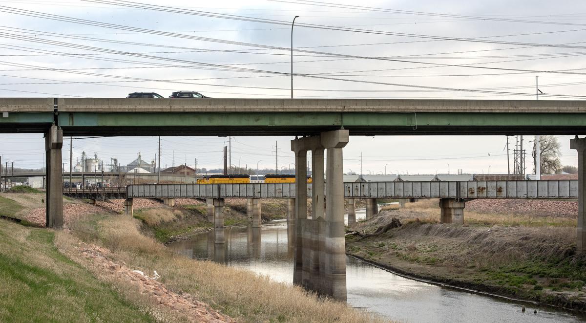 Sioux City Council hears update about Gordon Drive viaduct replacement ...