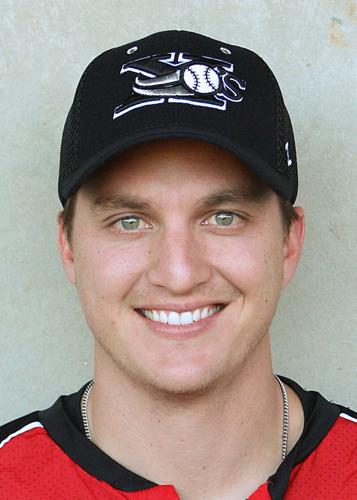 Explorers fall in extra innings