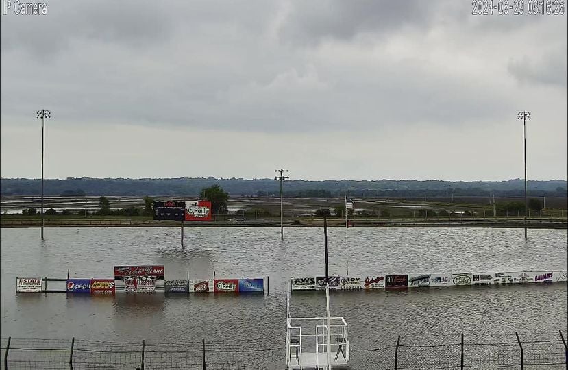 Sioux City area race tracks work to reopen after flooding