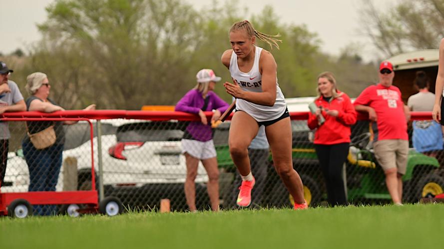 Otten, Munch key for DV girls, Homer boys top field at home