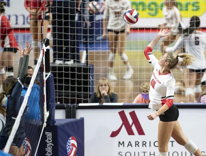 Dordt, Jamestown women's volleyball win national quarterfinal matches