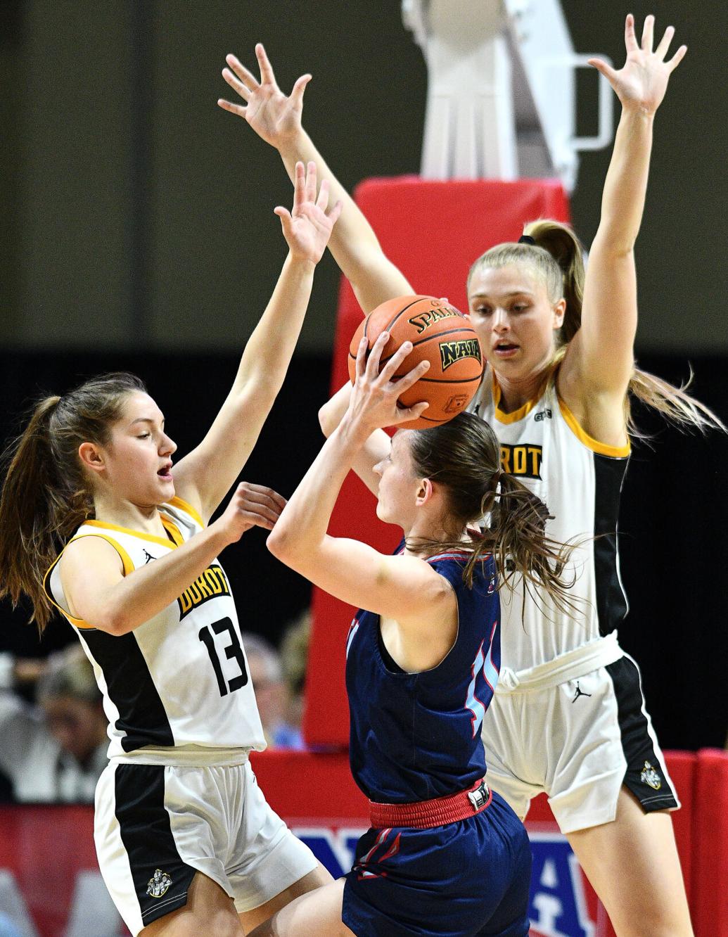 NAIA National Champion, Round of 16: Dordt turns it on late, beats ...