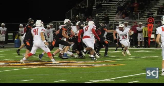 Sergeant Bluff-Luton defeats Algona football