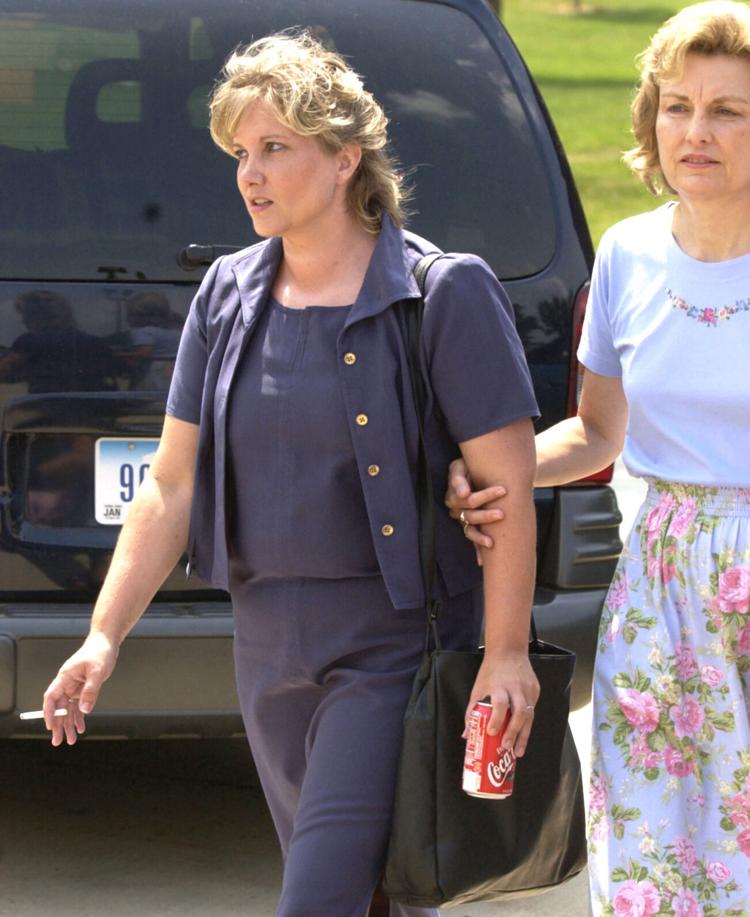 Lisa Boss gets parole after serving more than 18 years in prison for 10 ...