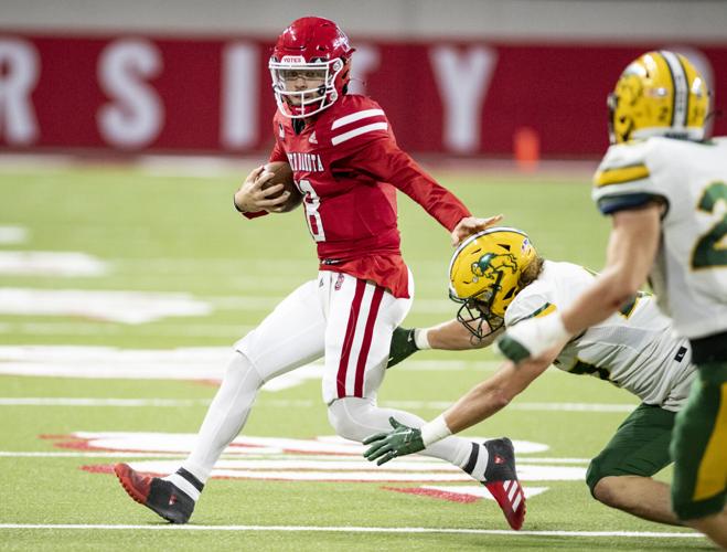 South Dakota's offense stalls in second half against North Dakota State