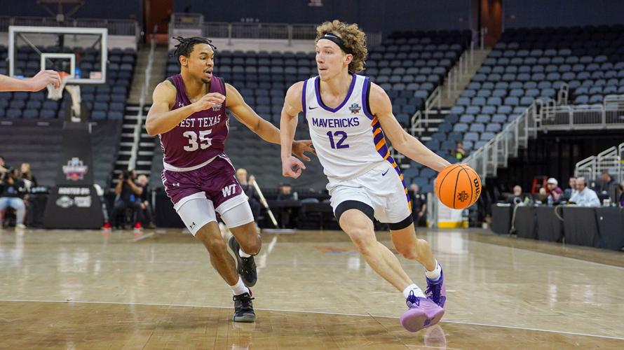 Heelan grad contributes to Maverick's title run