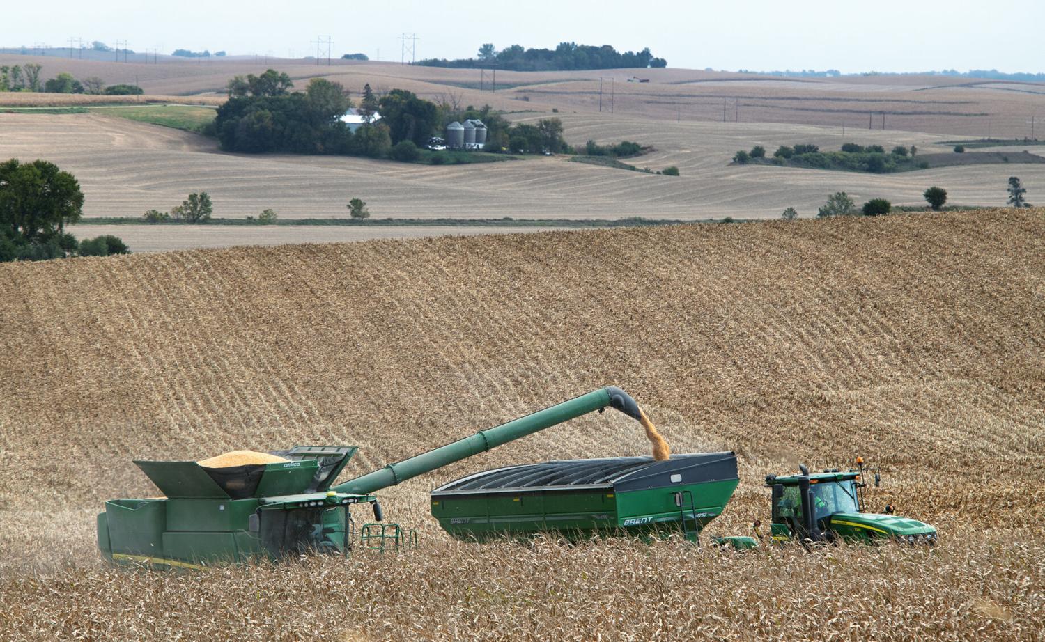 Farm, fuel leaders push for solutions to close Iowa's corn 'demand gap'