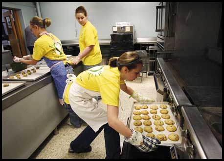 Photo Gallery: Good Luck Clover 4-H Cookies