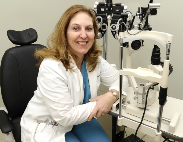 Screens may cause eye strain but not vision loss