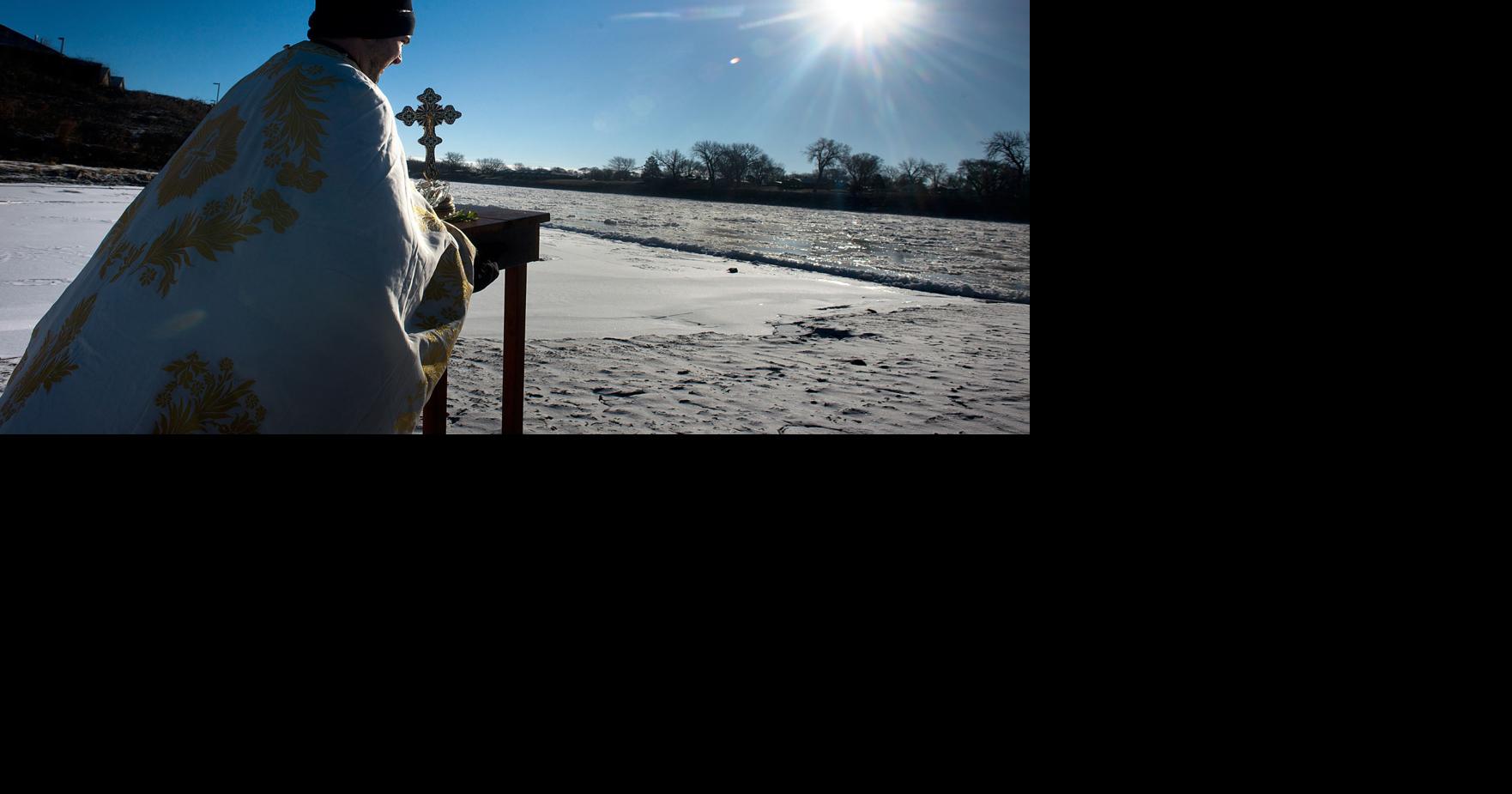 Photos: Orthodox Missouri River Blessing