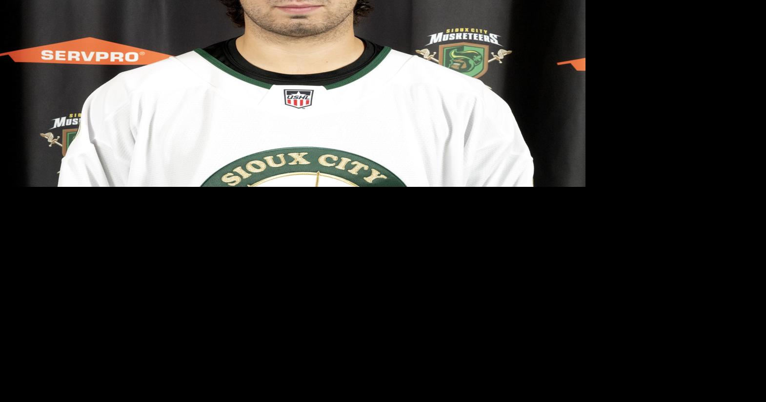 Musketeers notebook: Goalie Alex Tracy is headed to the Minnesota State ...