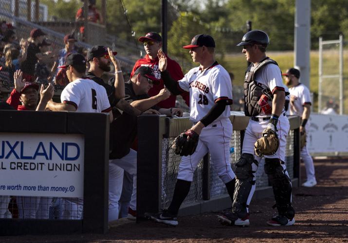 Sioux City Explorers' Kent Hasler juggles class and baseball