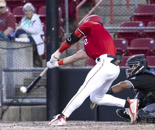 Sioux City Explorers rally past Milwaukee