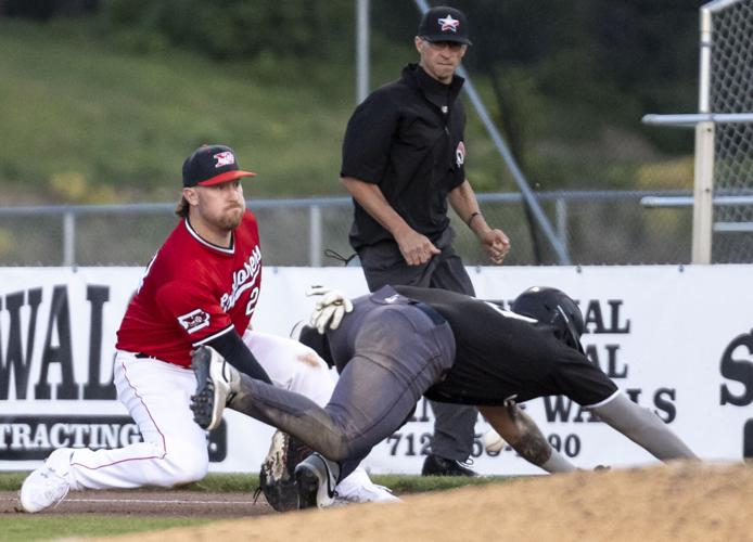 Sioux City Explorers rally past Milwaukee