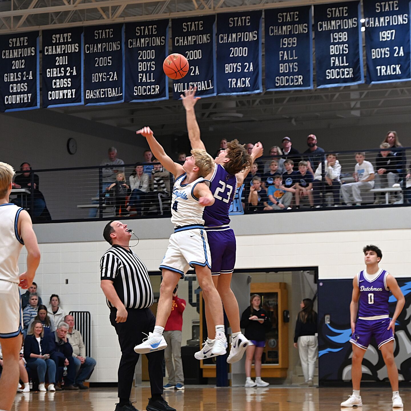 High school boys basketball: Unity stays unscathed, runs away from MOC-FV