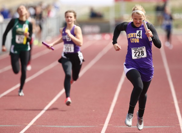 Versatile Conaway takes part in four victories