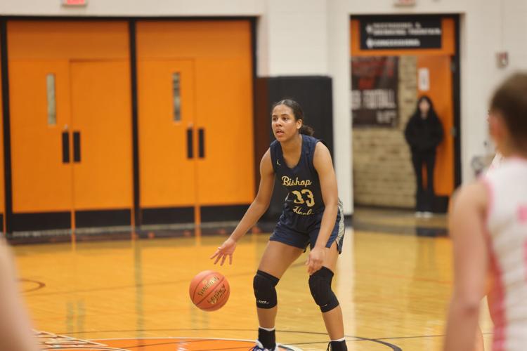 Bishop Heelan defeats Sioux City East with Trishelle Miller
