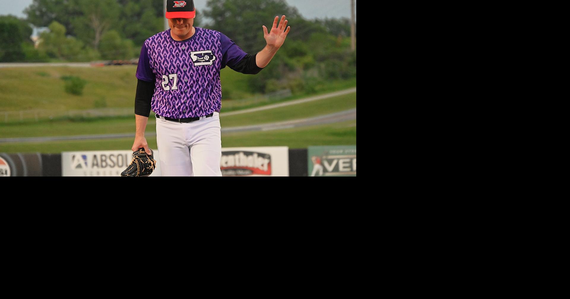 AA Baseball: X's win 2 over Lincoln on Knowles walk-off