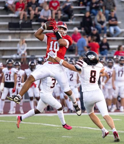 Le Mars trusts run game to erase turnovers in win