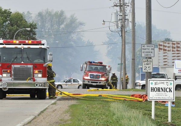 Official: Fertilizer loader started Hornick, Iowa, fire