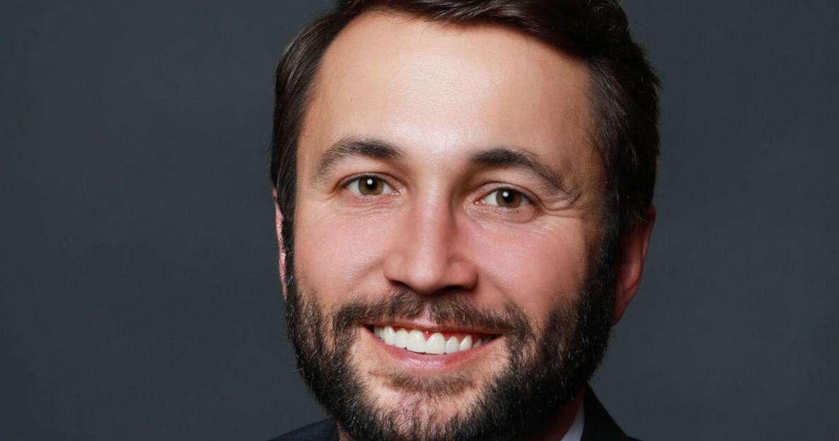 Iowa GOP lawmakers unveil plan to eliminate income tax