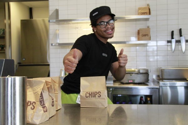 Chipotle brings focus on customer service to Sioux City restaurant