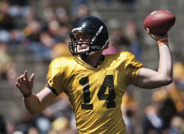 Ex-quarterback vying to be Hawkeyes' next punter
