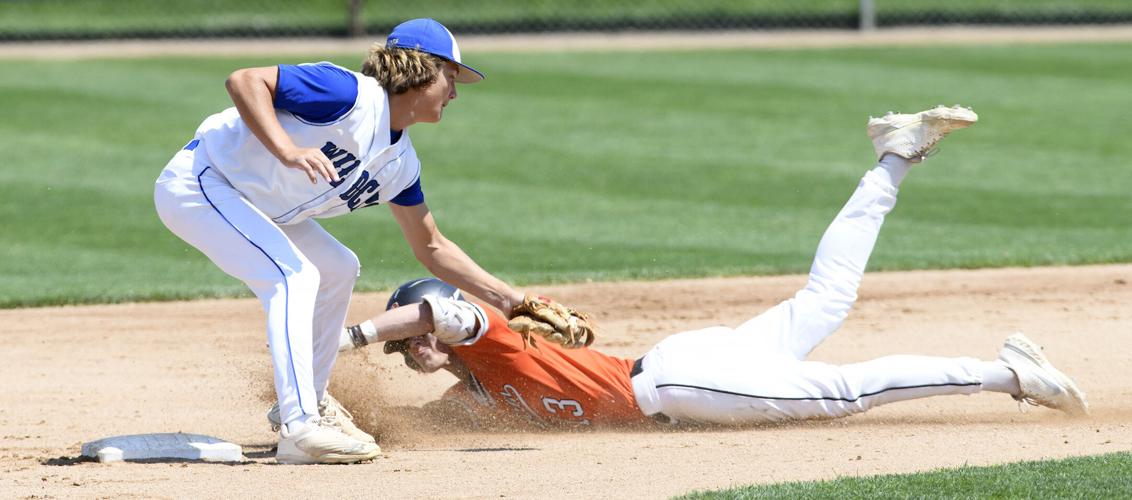 West Lyon's early lead holds, Wildcats advance in 2A