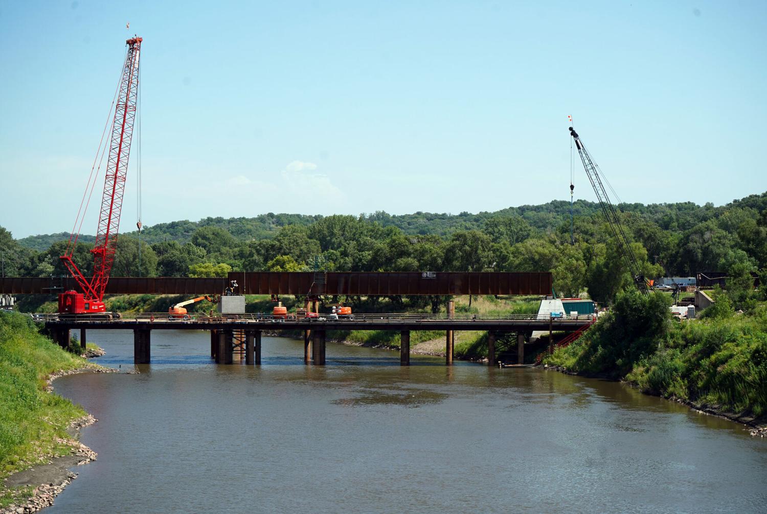 BNSF bridge over Big Sioux River nears completion