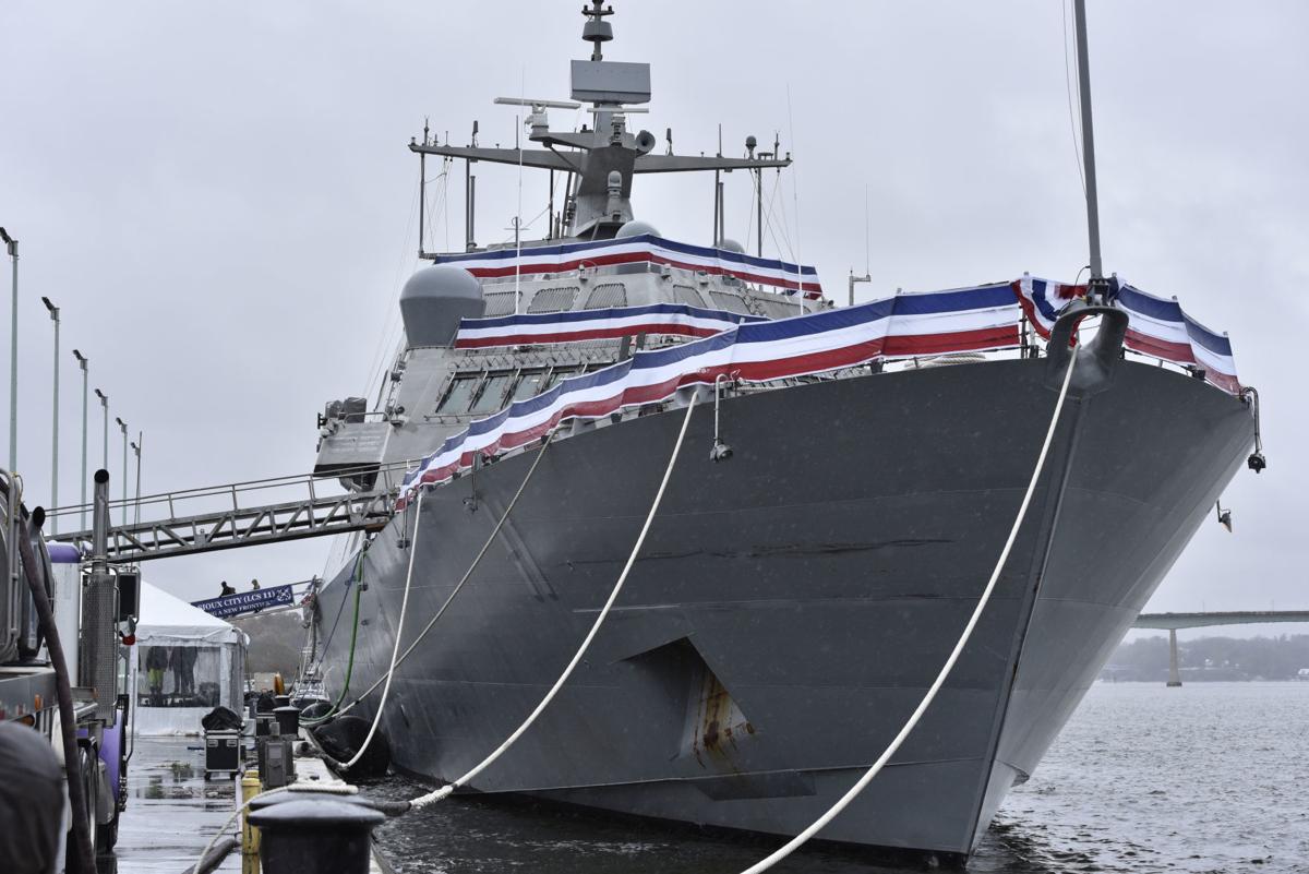 Alive with technology, USS Sioux City impresses