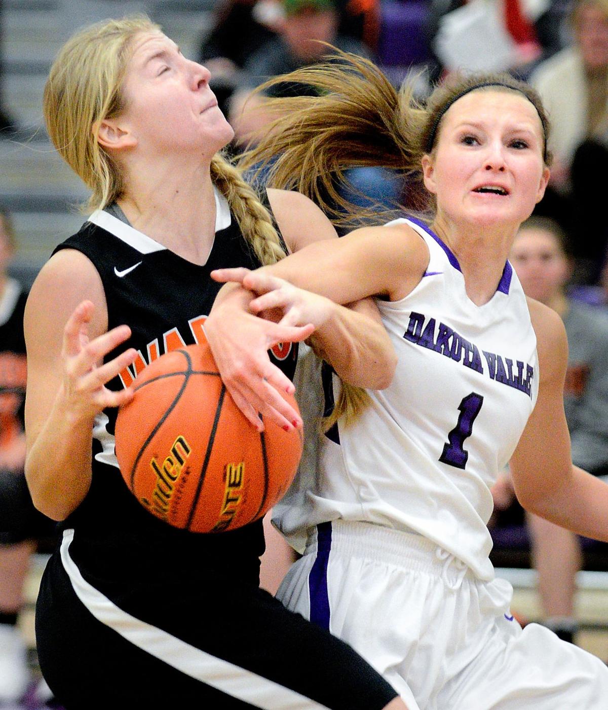 Defense carries Sergeant Bluff-Luton past Panthers | Dakota Valley High ...