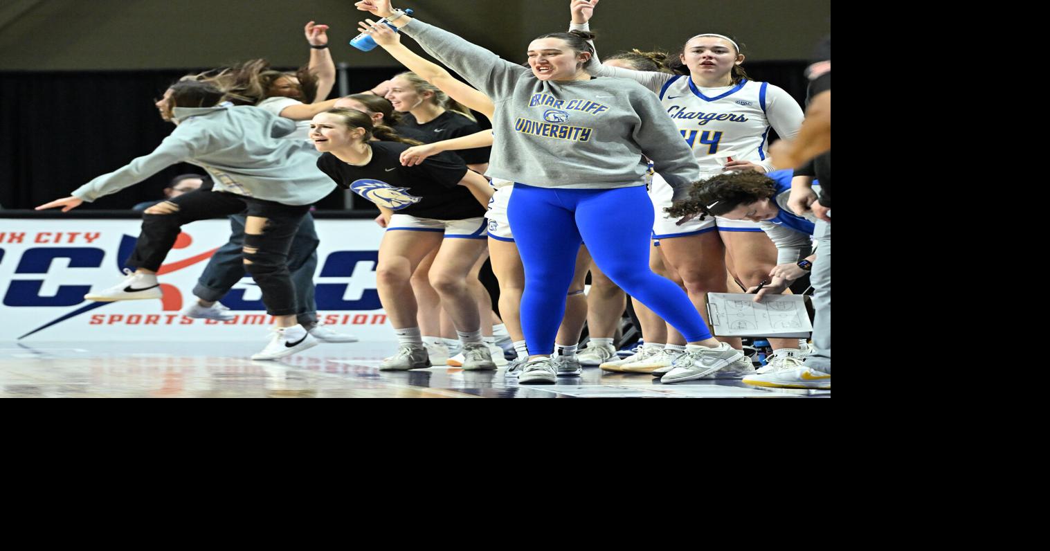 Webster leads Briar Cliff to win, date with IWU in semis