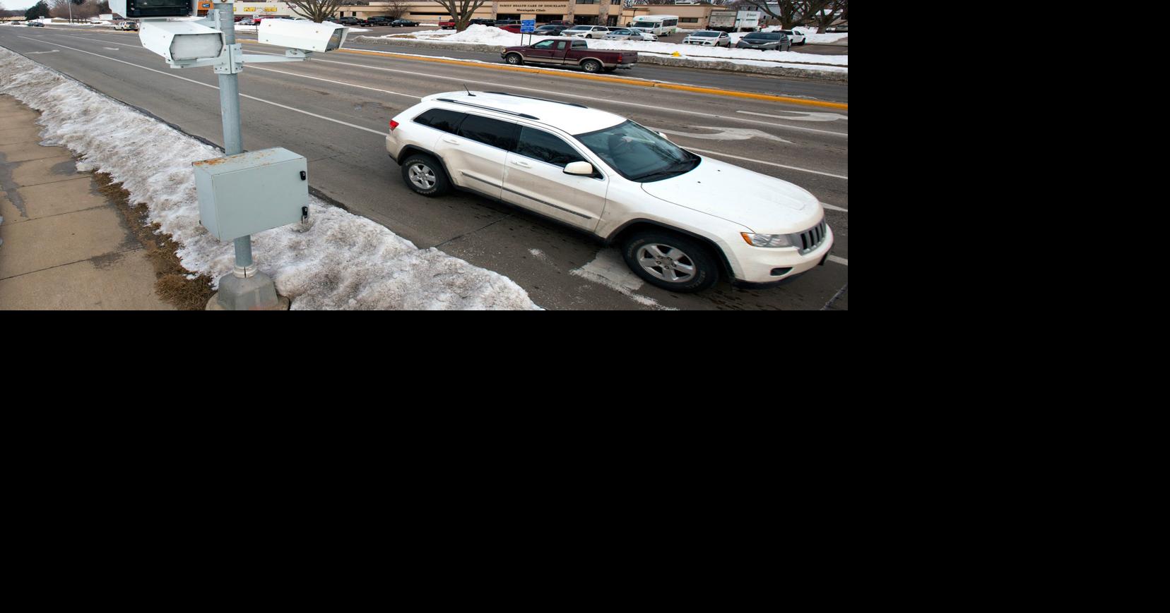 Iowa cities push back on traffic camera proposal giving state large ...