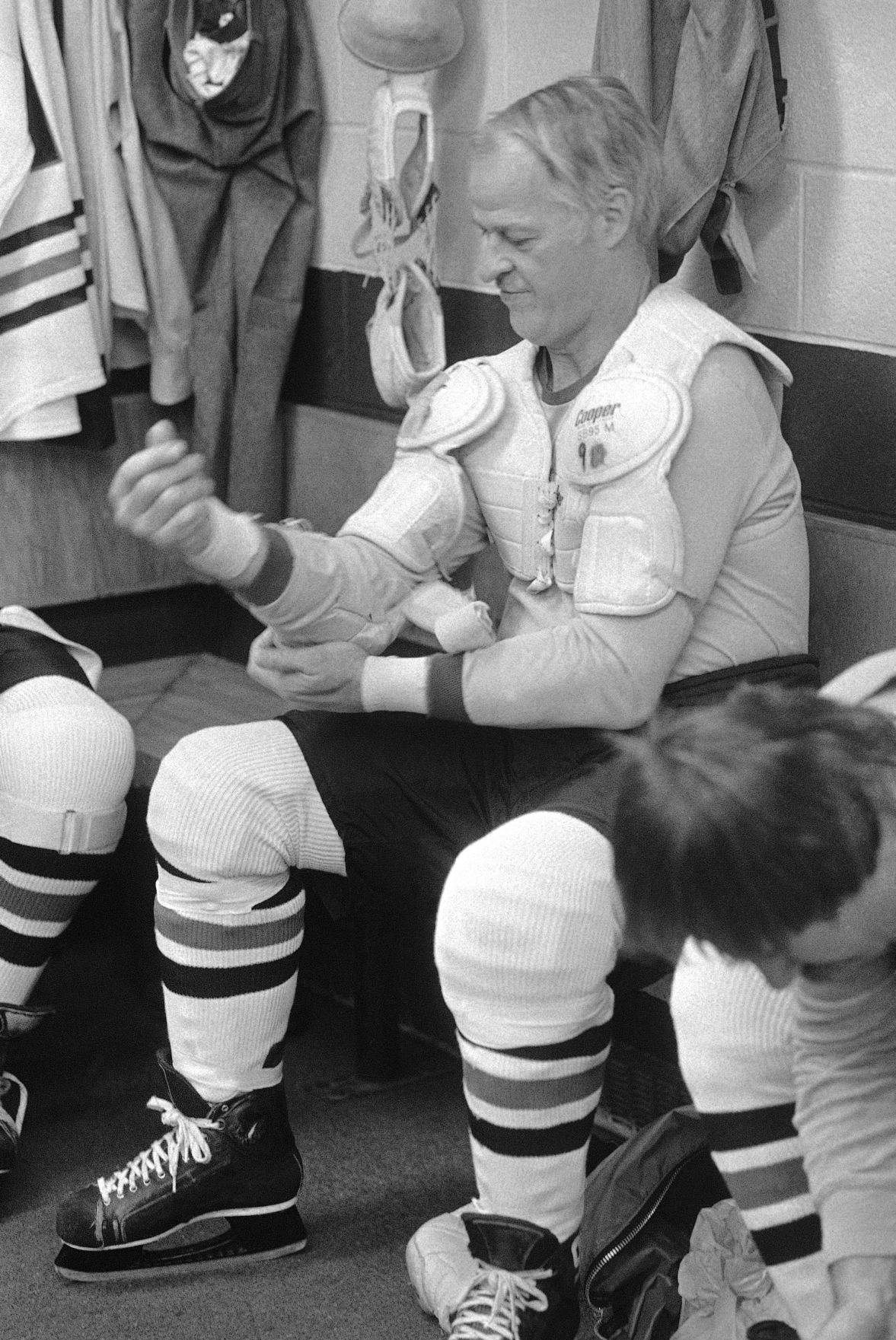 Photos: A look back at the life of Gordie Howe, 88 | Hockey ...