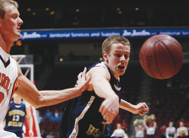 Clutch free throws send Heelan to semis