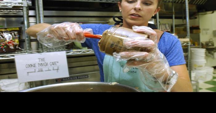 Julia Schmid, Joan Pacetti