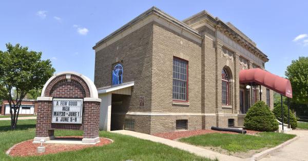 Going postal: Le Mars Community Theatre thrives in historic building