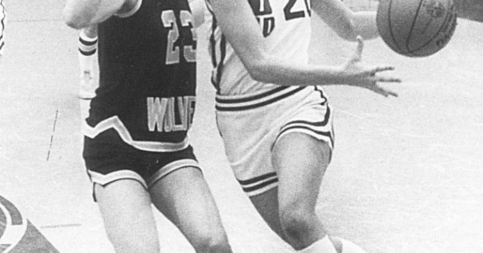 GALLAGHER: Early cagers enjoy rise of Coyote women's basketball