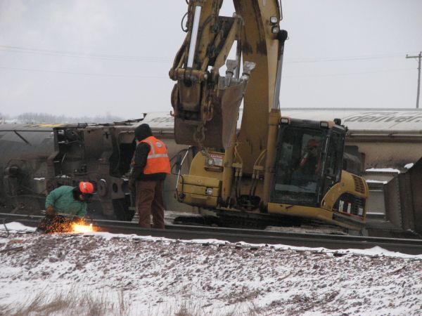 Train derails, Tuesday, south of Ashton, Iowa