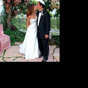 Adam Sandler marries model-actress Jackie Titone