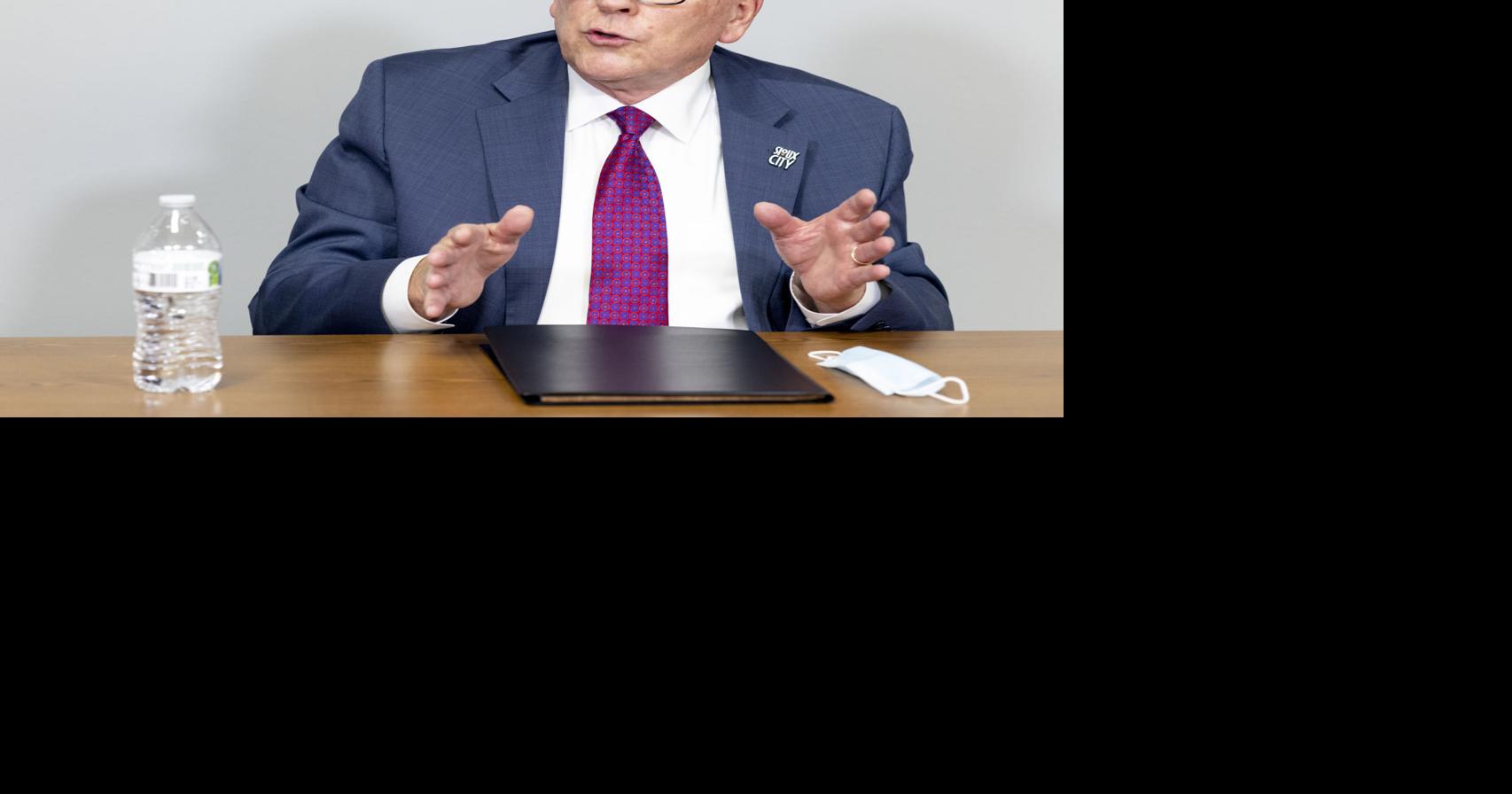 Moore seeks return to City Council