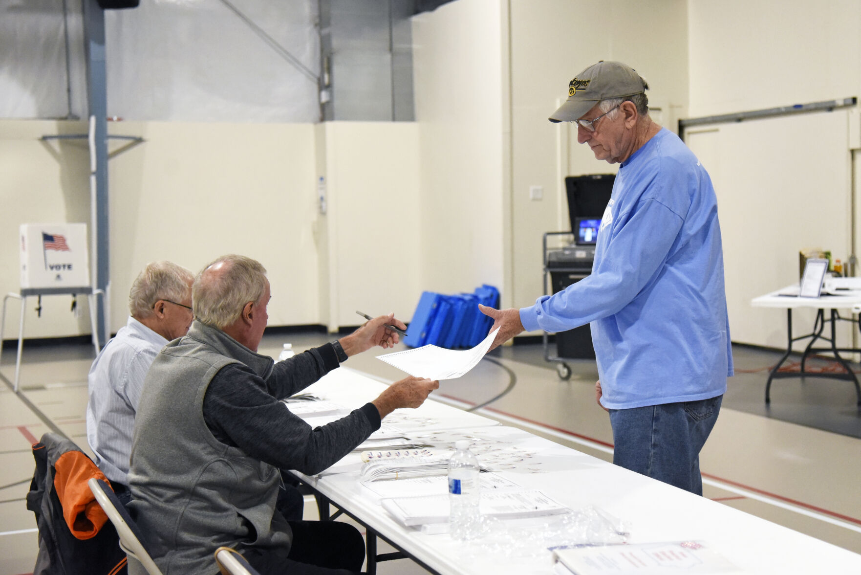 Hanson wins first term as Sergeant Bluff mayor