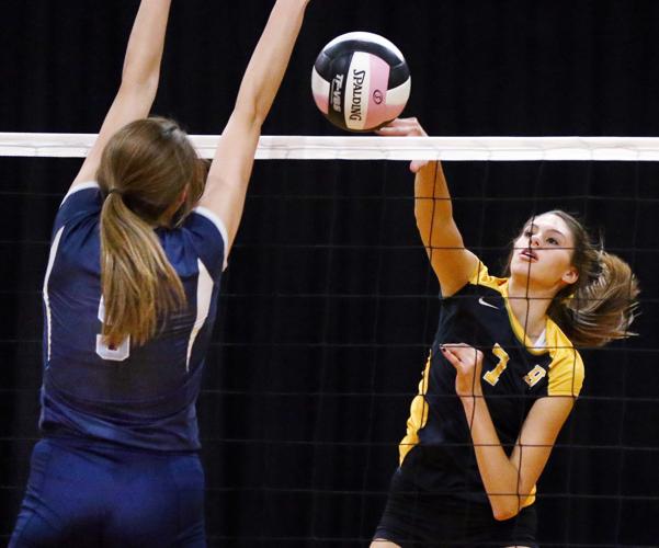 Unity Christian sweeps Blackhawks in three