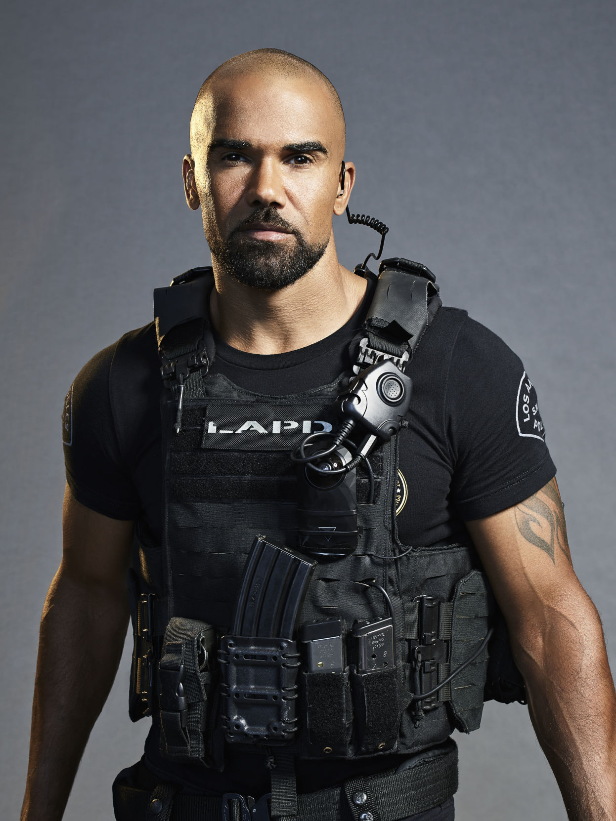Shemar Moore Patrols The Mean Streets Of Los Angeles In S W A T Shemar Moore Patrols The Mean Streets Of Los Angeles In S W A T