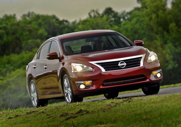 The intelligent midsize: 13 Nissan Altima sedan
