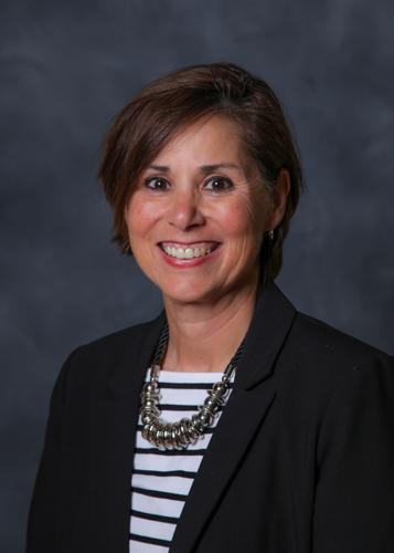 BVU basketball coach steps down