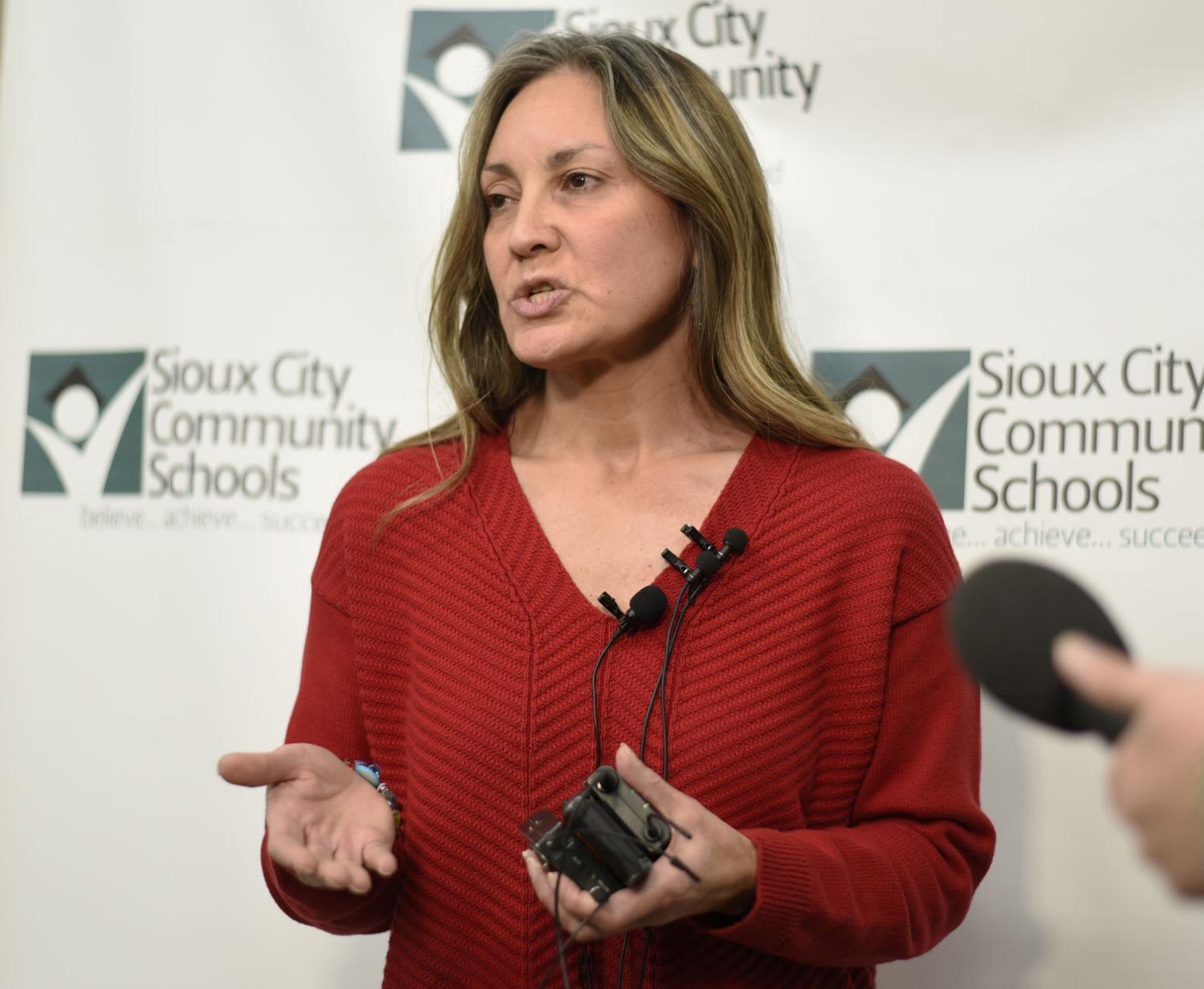 Ex-Sioux City HR director Jen Gomez found to have ethics violation