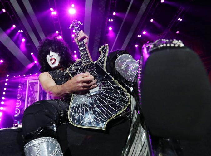 Photos: KISS concert