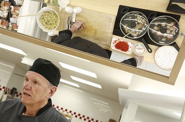 Passion for food: Hy-Vee chef making healthy gourmet meals accessible